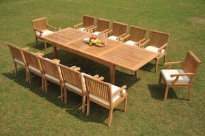 3 Best 12-person Outdoor Dining Tables For Patio & Terrace